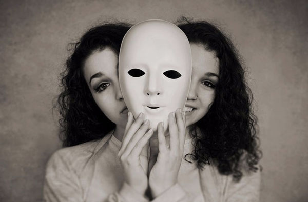 Dissociative Disorders In The DSM-5 - Female Cricket