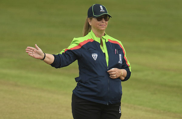 List of all the top Female Cricket Umpires in the World - Female Cricket