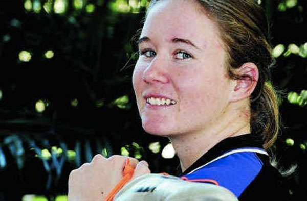 From Soccer to Teacher to Cricket - The Brave Story of Beth Mooney