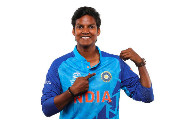 Deepti Sharma creates history, becomes first Indian to Pick 100 T20I ...
