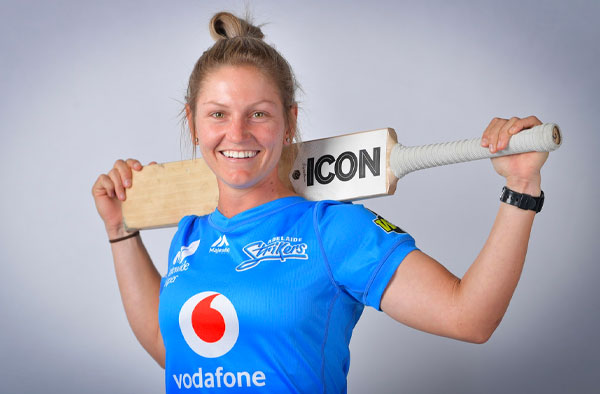 Bridget Patterson inks a multi-year deal with Adelaide Strikers ...