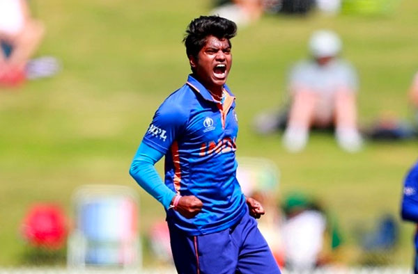 Which bowlers were nominated in the inaugural WBBL Draft? - Female Cricket