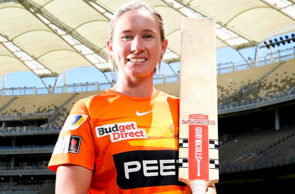 Beth Mooney continues to top Batting Chart in WBBL - Female Cricket