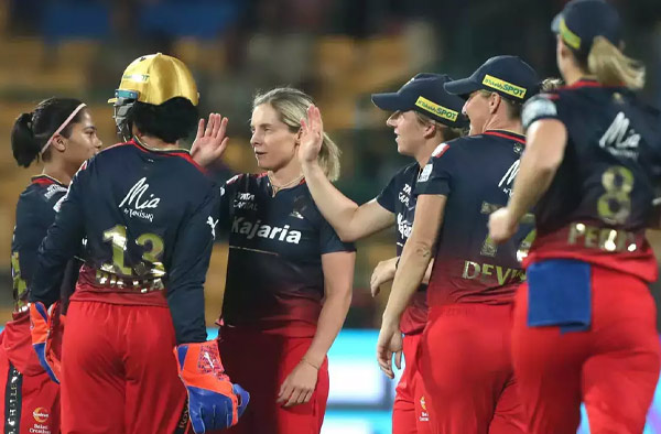 2 in 2 Wins for RCB - What went right for the team? - Female Cricket