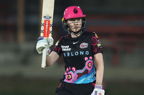 Watch Video: Scotland's Sarah Bryce shines bright with maiden WBBL ...