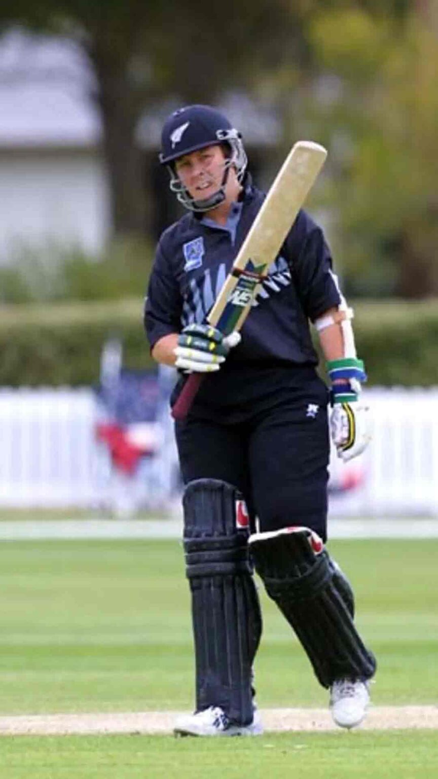 Frankie Mackay Breaks Down after New Zealand's Devastating Defeat ...