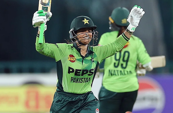 Sidra Amin Surpasses 2000 ODI Runs, becomes 3rd Pakistani Female to the Milestone - Female Cricket