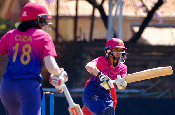 Esha Oza and Theertha Satish Script History with Record 165-Run Opening ...